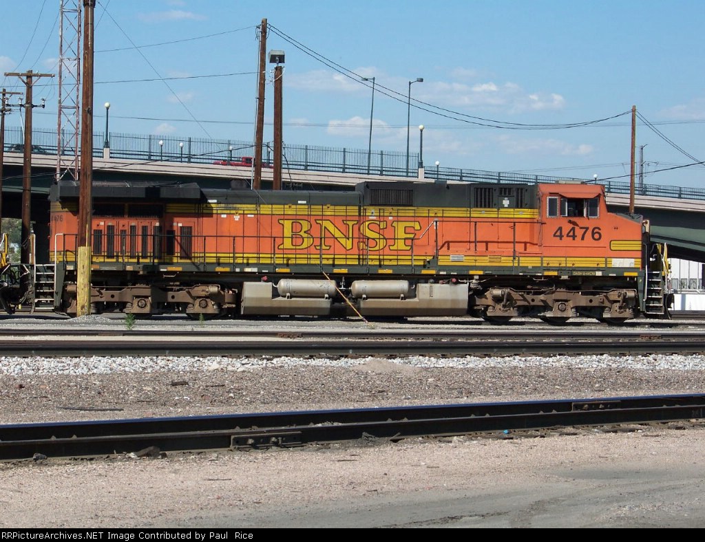 BNSF 4476